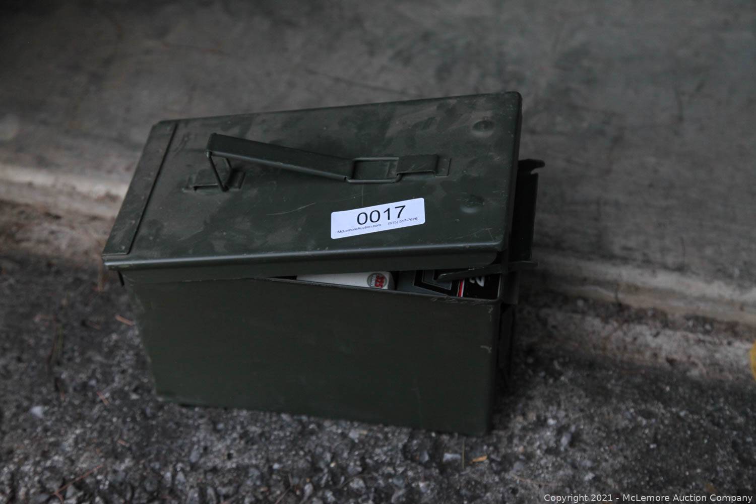 McLemore Auction Company - Auction: Fully Restored 1972 Harley, Gun ...