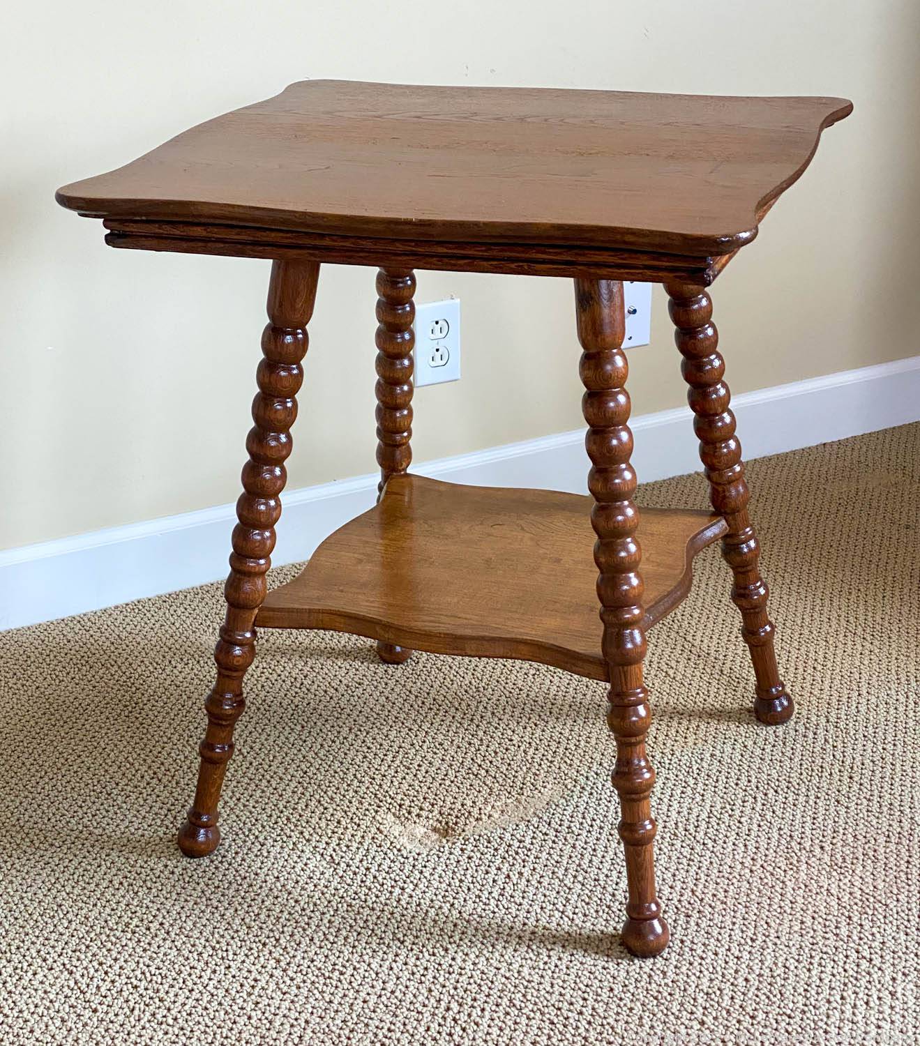 McLemore Auction Company - Auction: Furniture, Art, Decor, Electronics ...