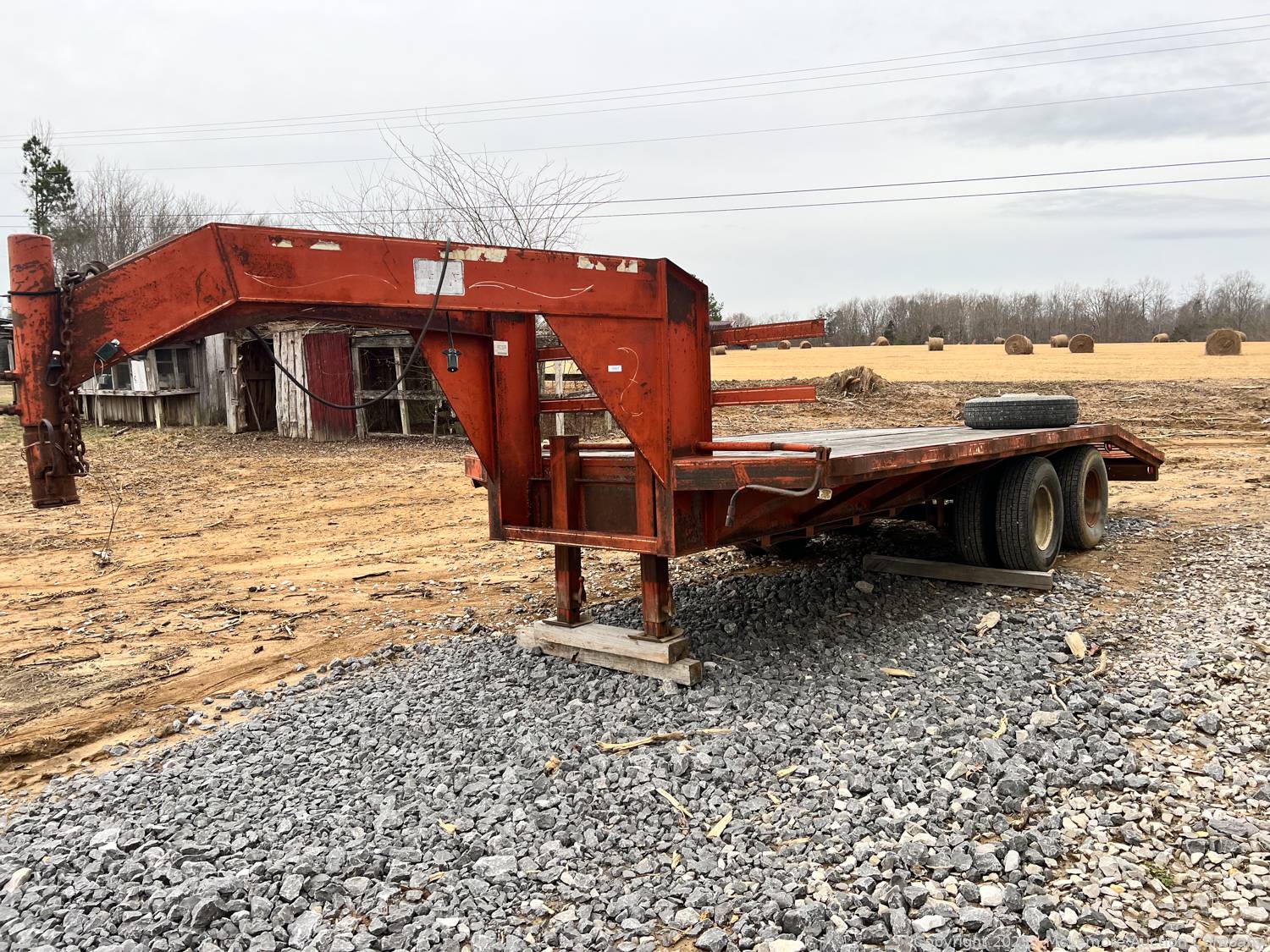 McLemore Auction Company - Auction: 2002 Toyota Tundra, Gooseneck ...