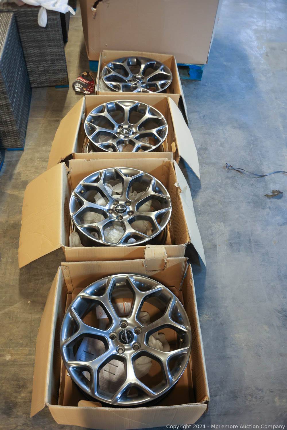 McLemore Auction Company - Auction: Columbia Liquidation Event - Patio ...