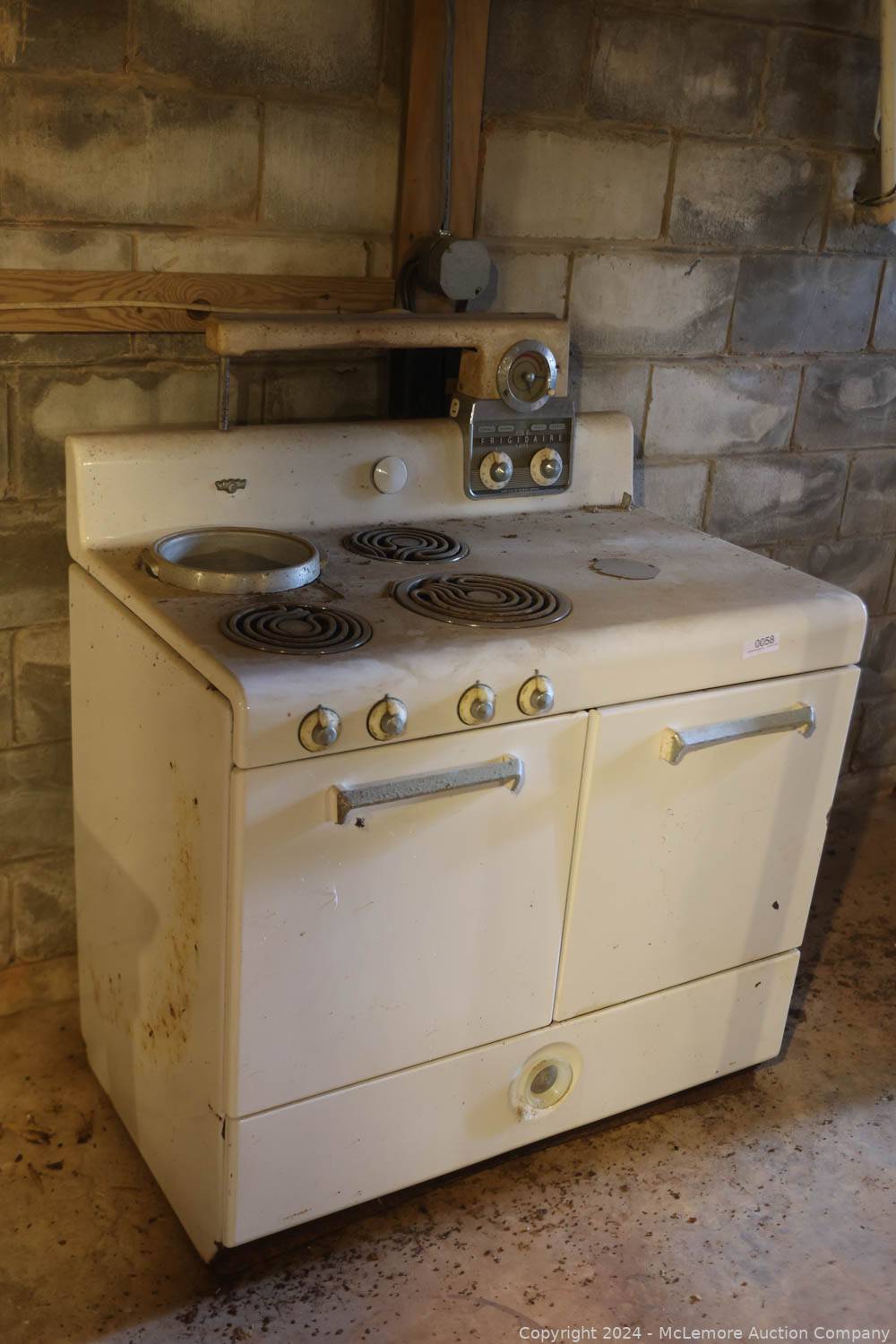 McLemore Auction Company - Auction: Estate Sale - Antique & Mid-Century ...