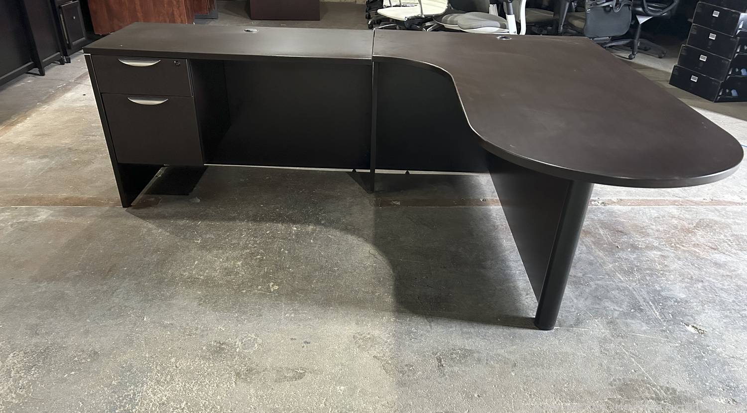 McLemore Auction Company - Auction: Surplus Executive Office Chairs ...