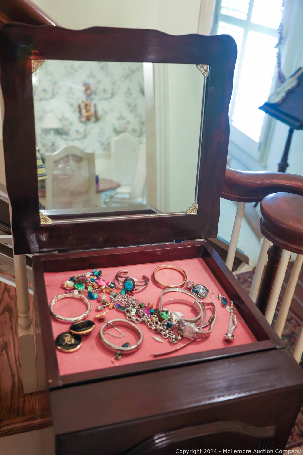 McLemore Auction Company - Auction: Complete Home Liquidation: Room-by ...