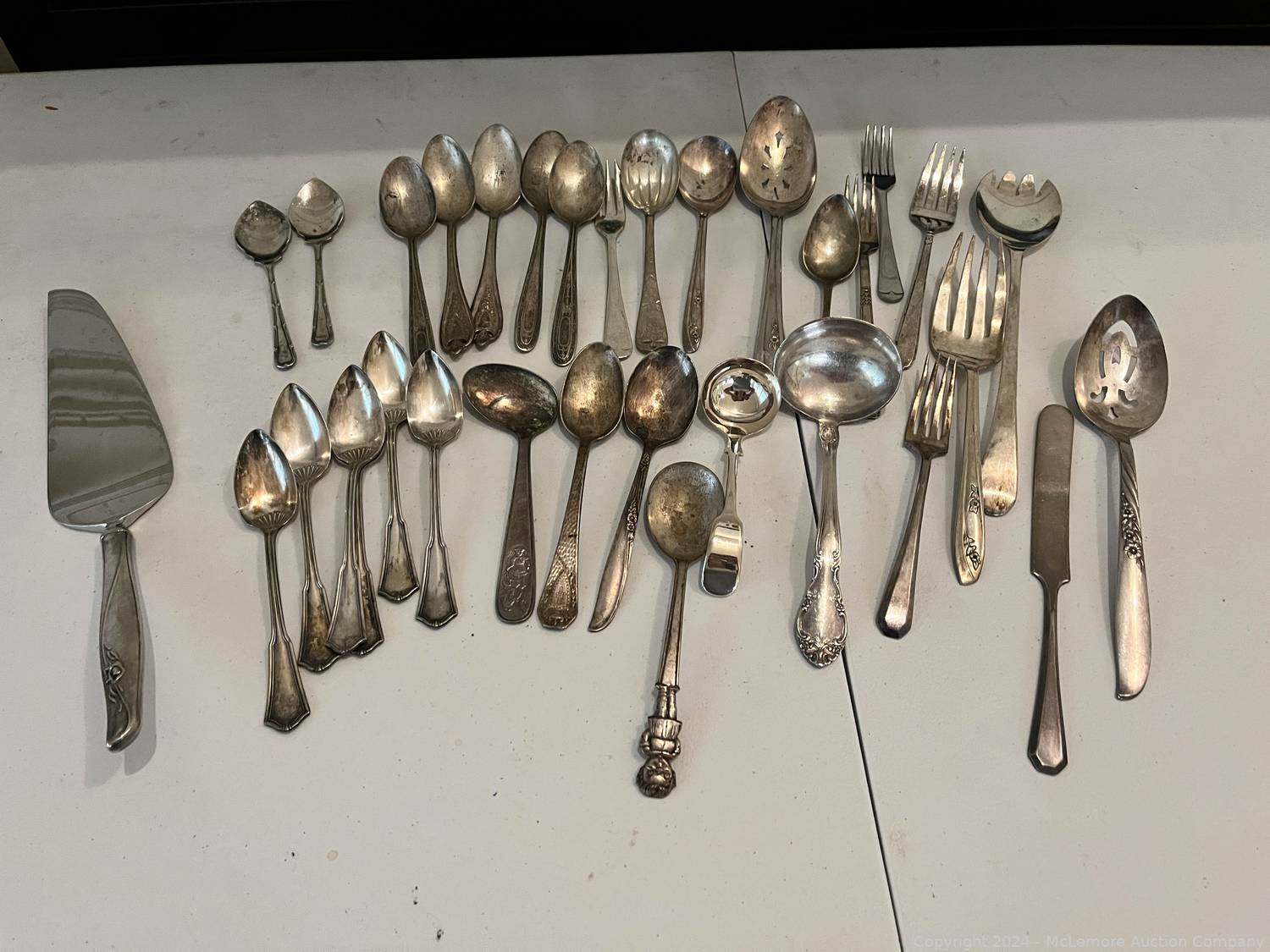 McLemore Auction Company - Auction: Moving Sale: 2003 Pontiac Grand AM ...