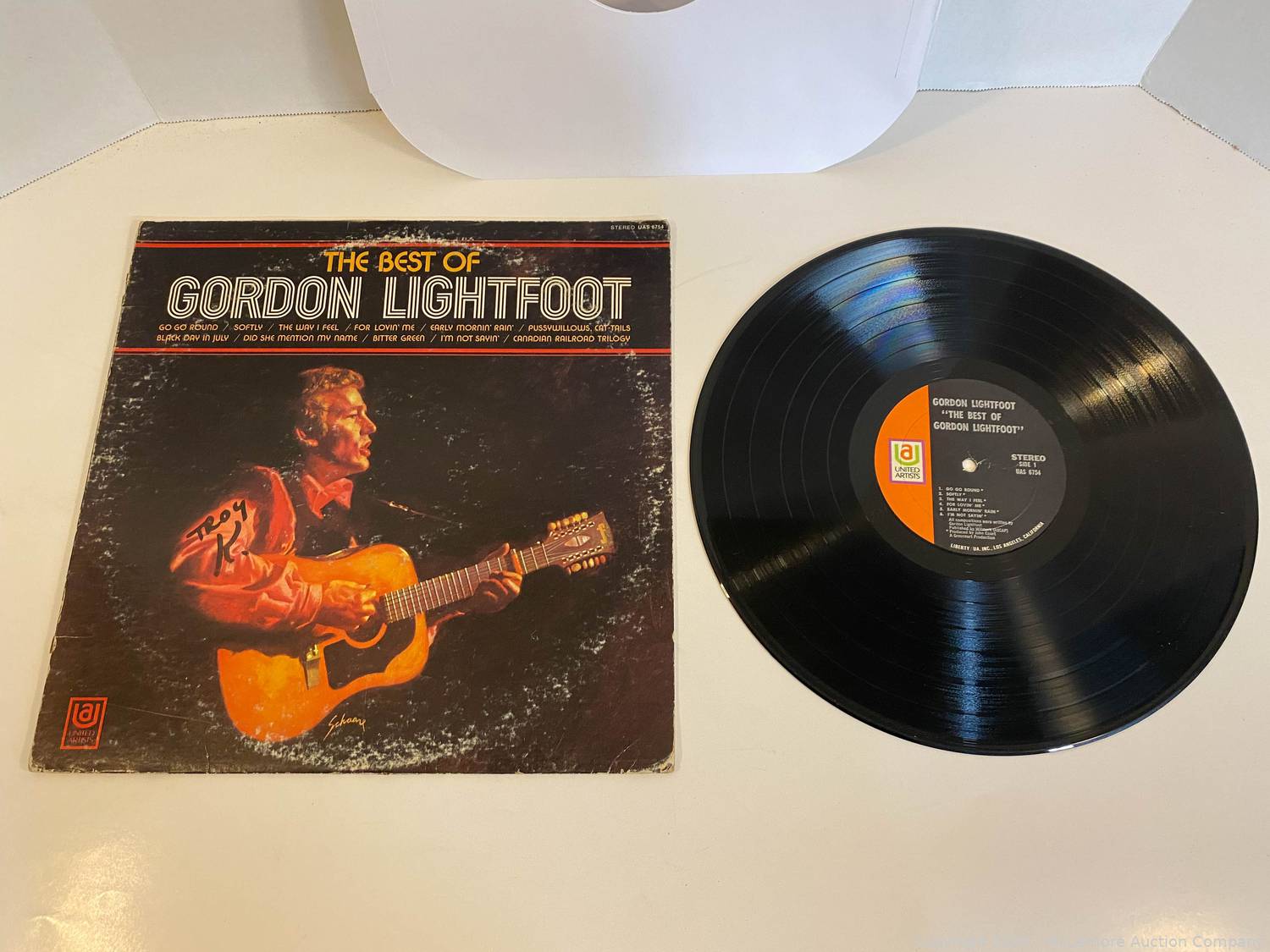 McLemore Auction Company - Auction: Timeless Tunes: Large Vintage Vinyl ...