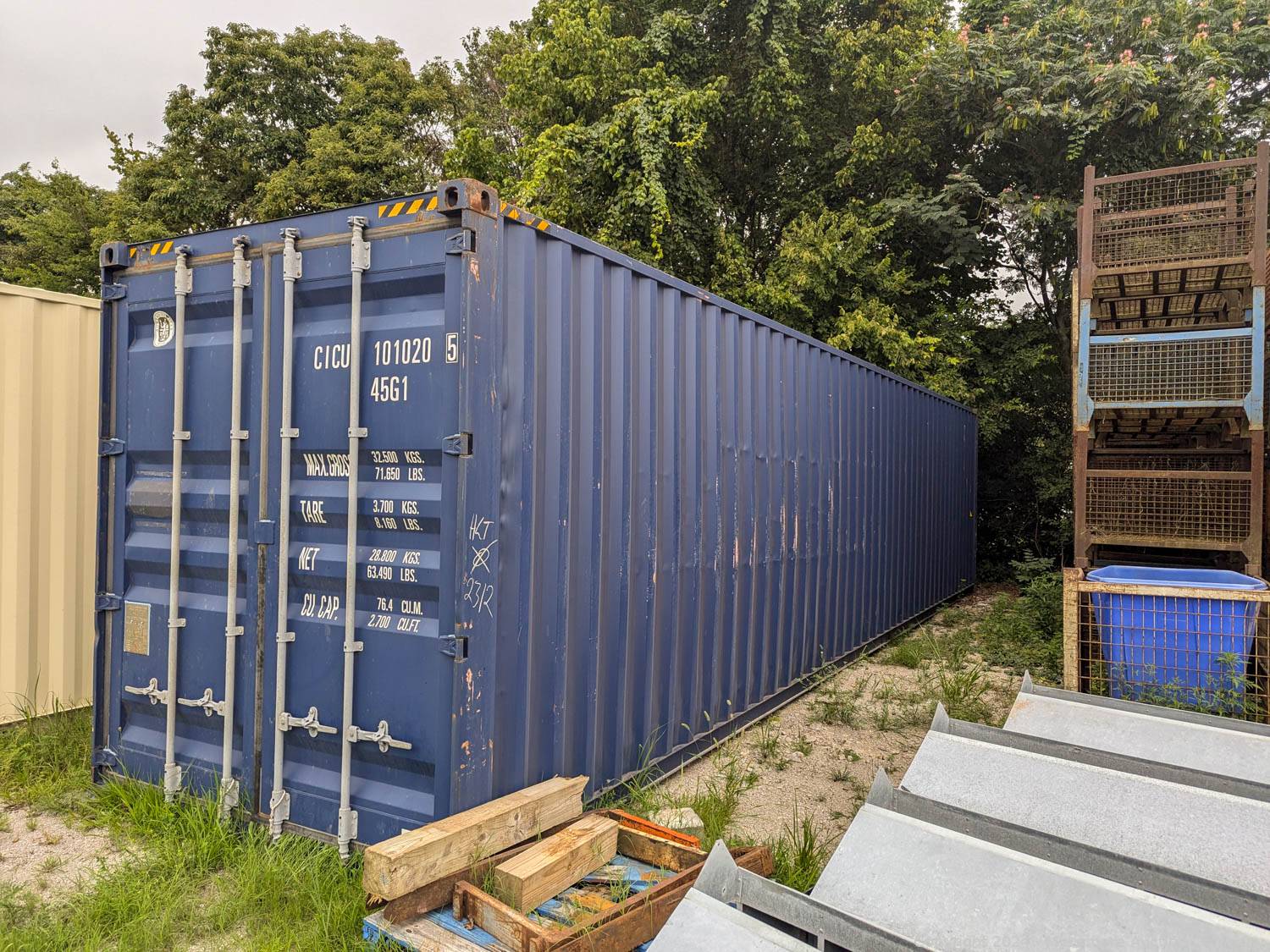 McLemore Auction Company - Auction: Freightliner Sleeper, F350 Flatbed ...