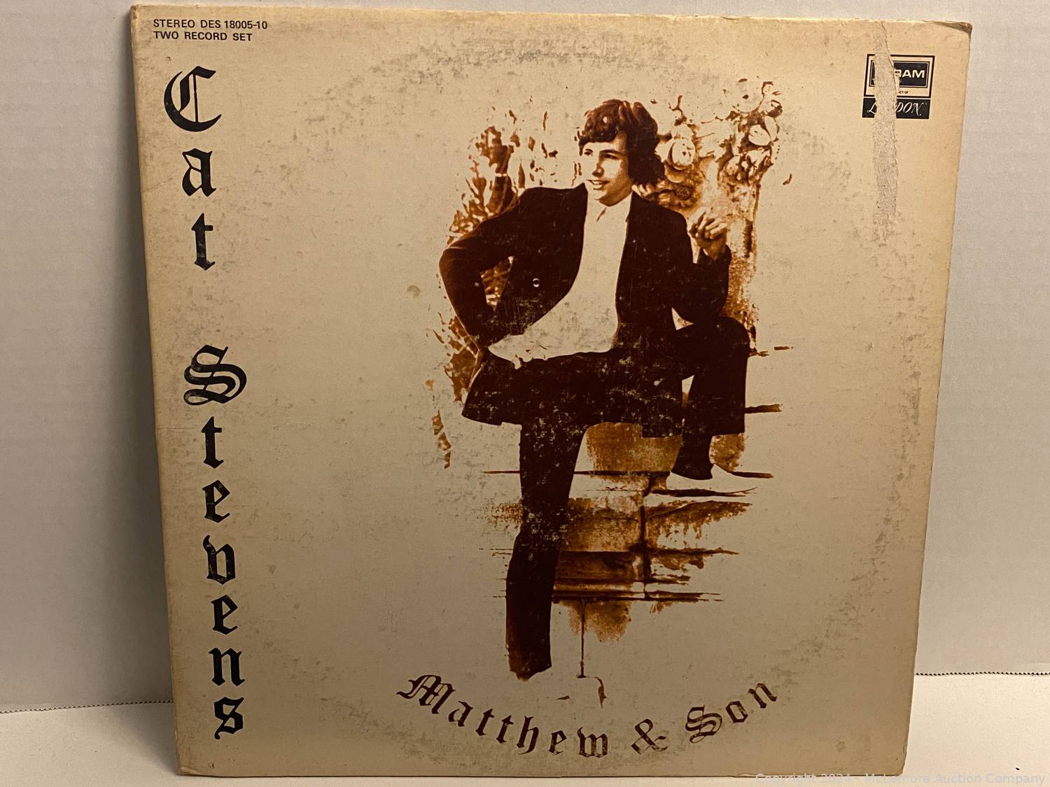 McLemore Auction Company - Auction: Timeless Tunes: Large Vintage Vinyl ...