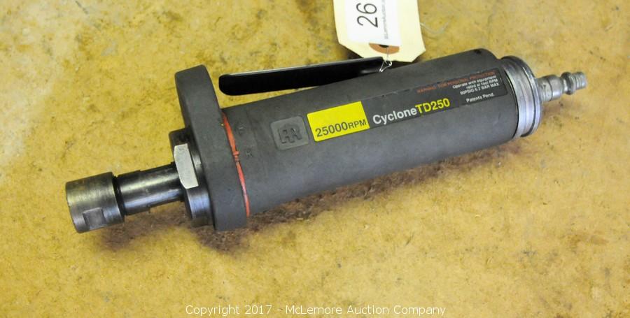 McLemore Auction Company - Auction: John Deere Tractor, Mowers, Lawn ...