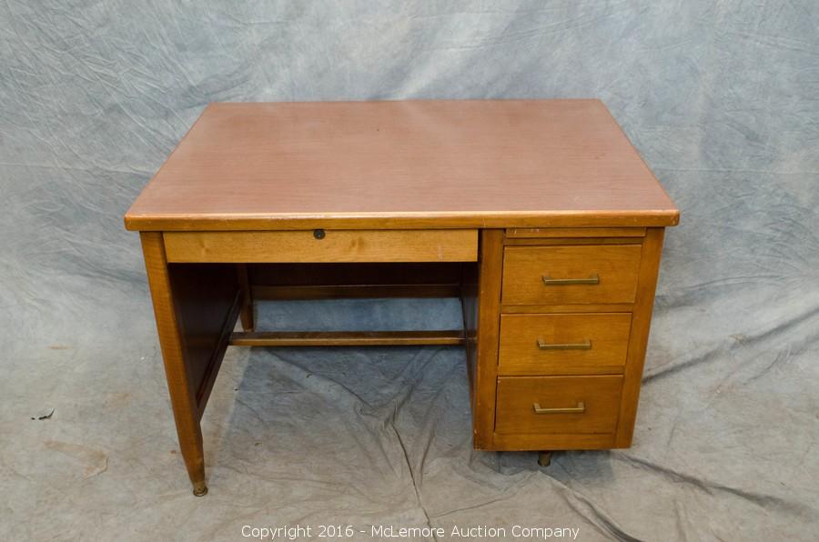 McLemore Auction Company - Auction: Furniture, Appliances, Art ...