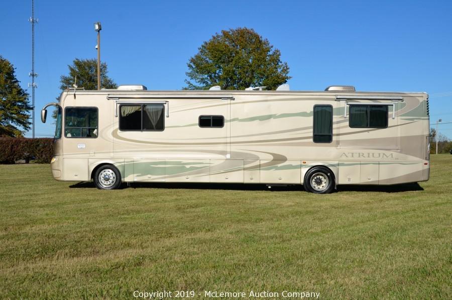 McLemore Auction Company - Auction: 2004 Gulf Stream Atrium 41' RV with ...