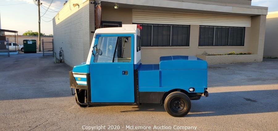 McLemore Auction Company - Auction: 1994 Cushman Police Truckster On ...